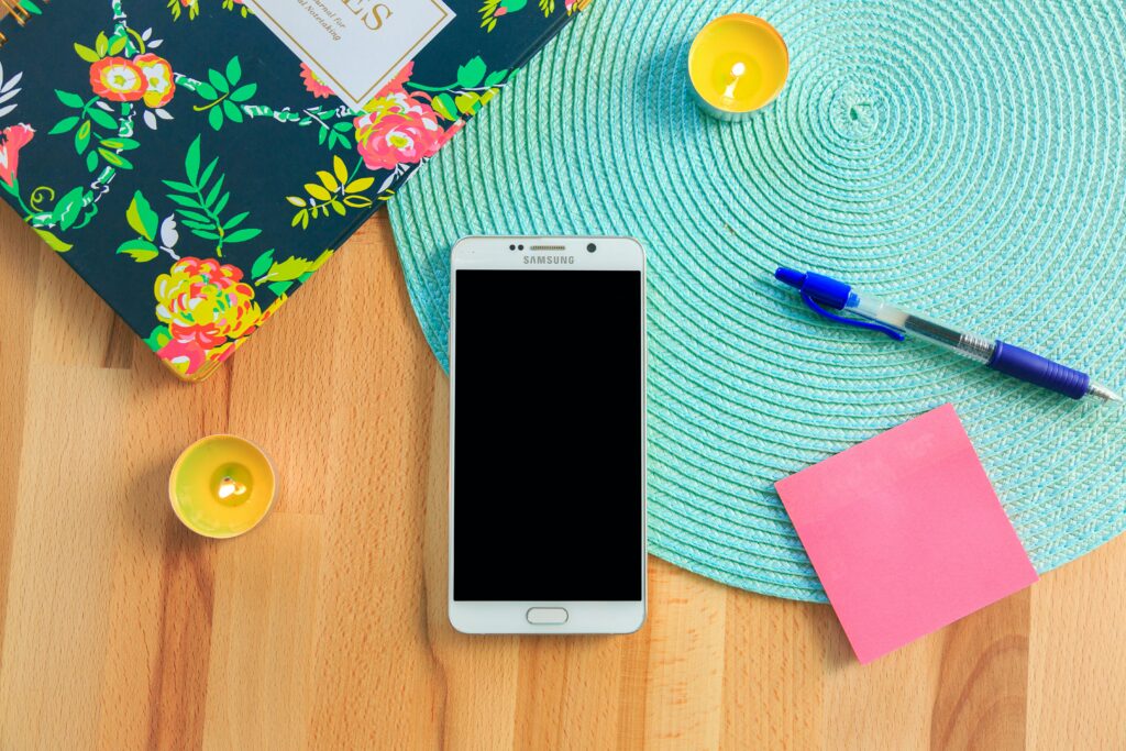 Ultimate Guide to Cleaning your Phone. How-to’s, tips, & FAQs