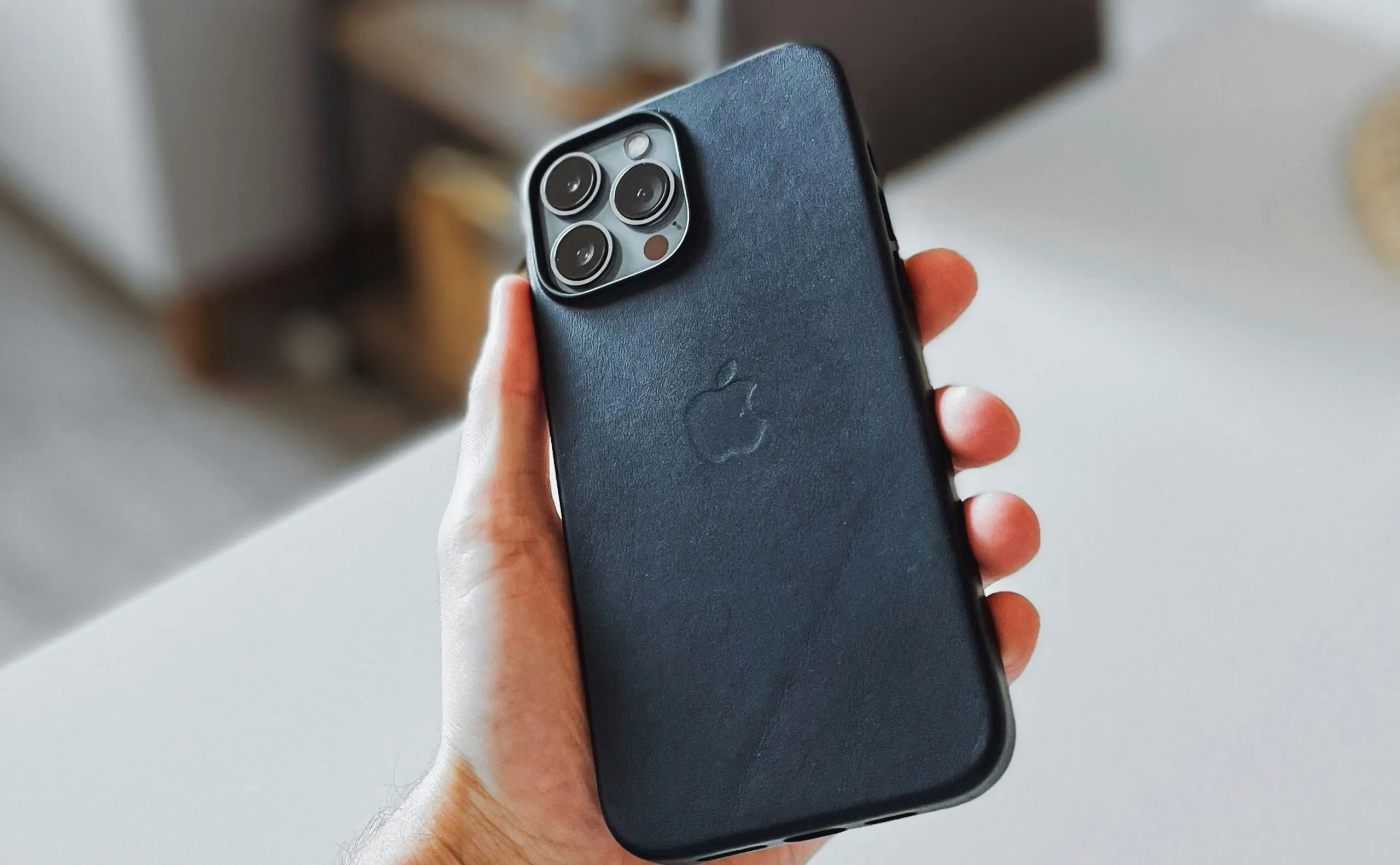 The Ultimate Guide to Different Types of Phone Cases & Features