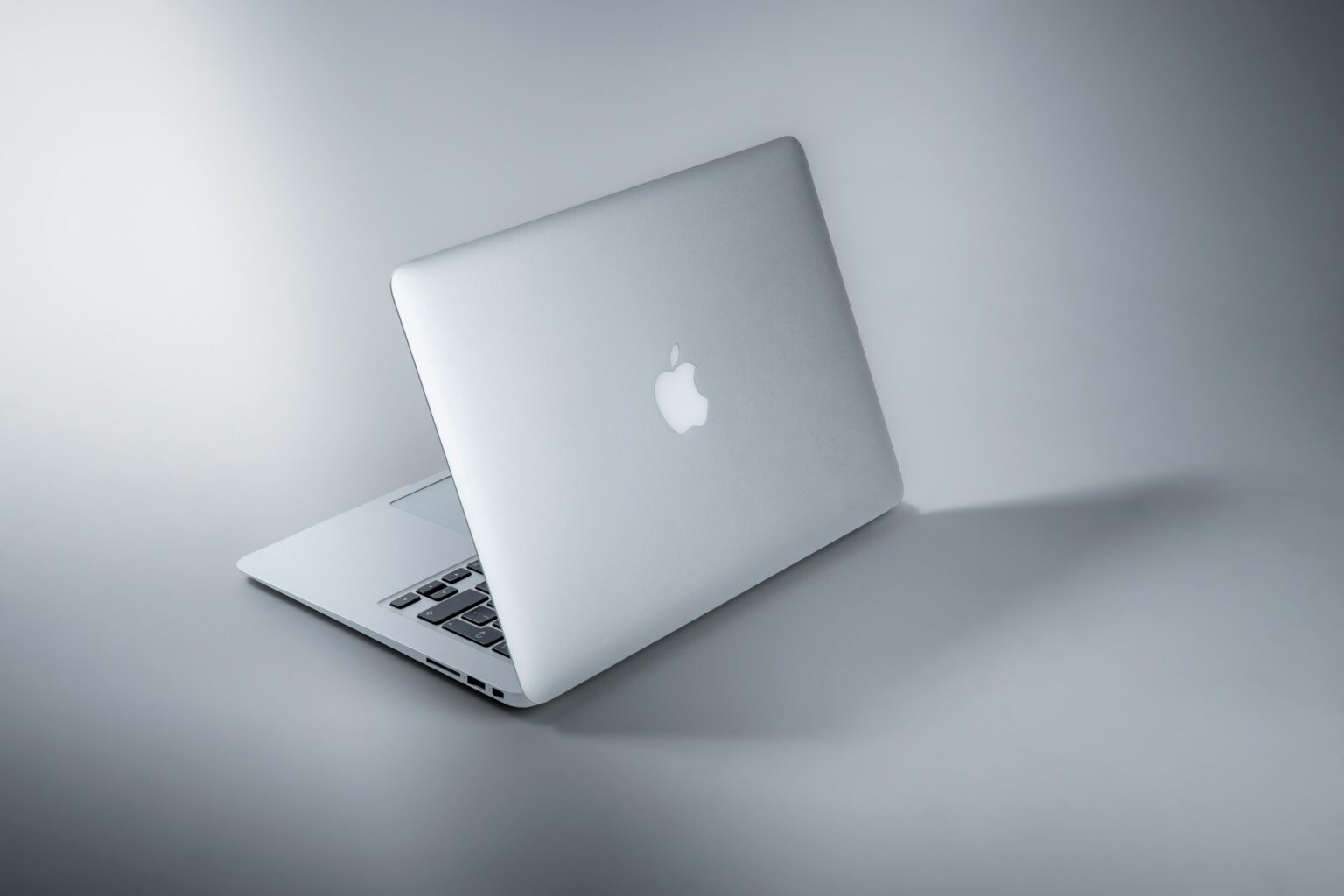 How Do I Know My Laptop Dimensions?
