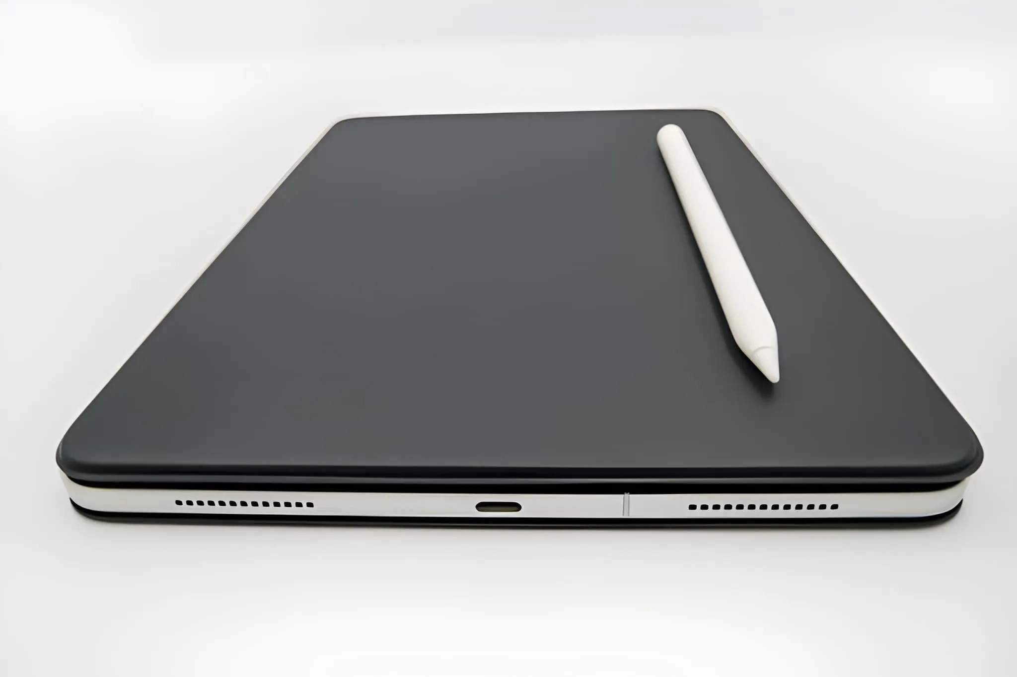 Custom iPad Cases with Pencil Holder for Design Studios